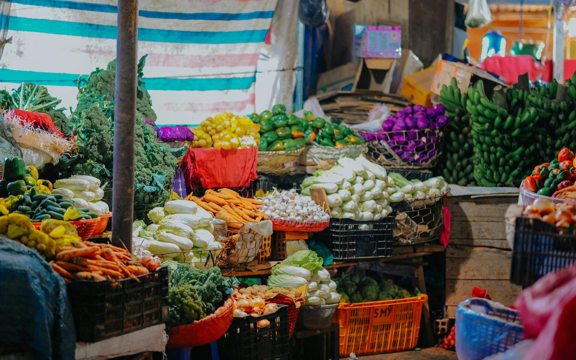 10 Ways Local Food Choices Supercharge Your Community's Economy ...